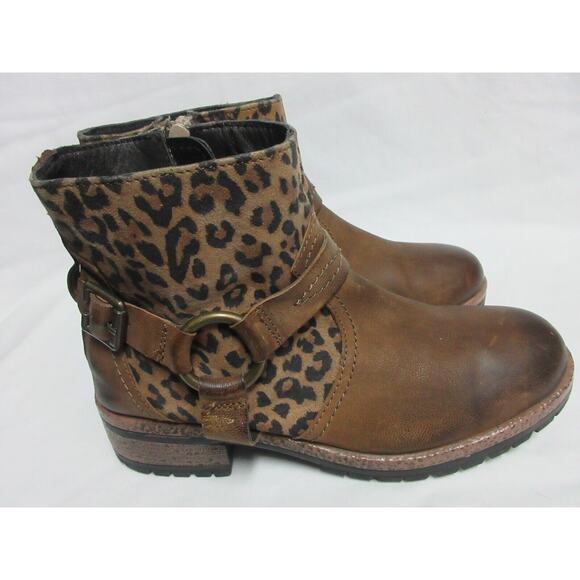 Volatile | Shoes | Very Volatile Westernbiker Ankle Boot Animal Print ...